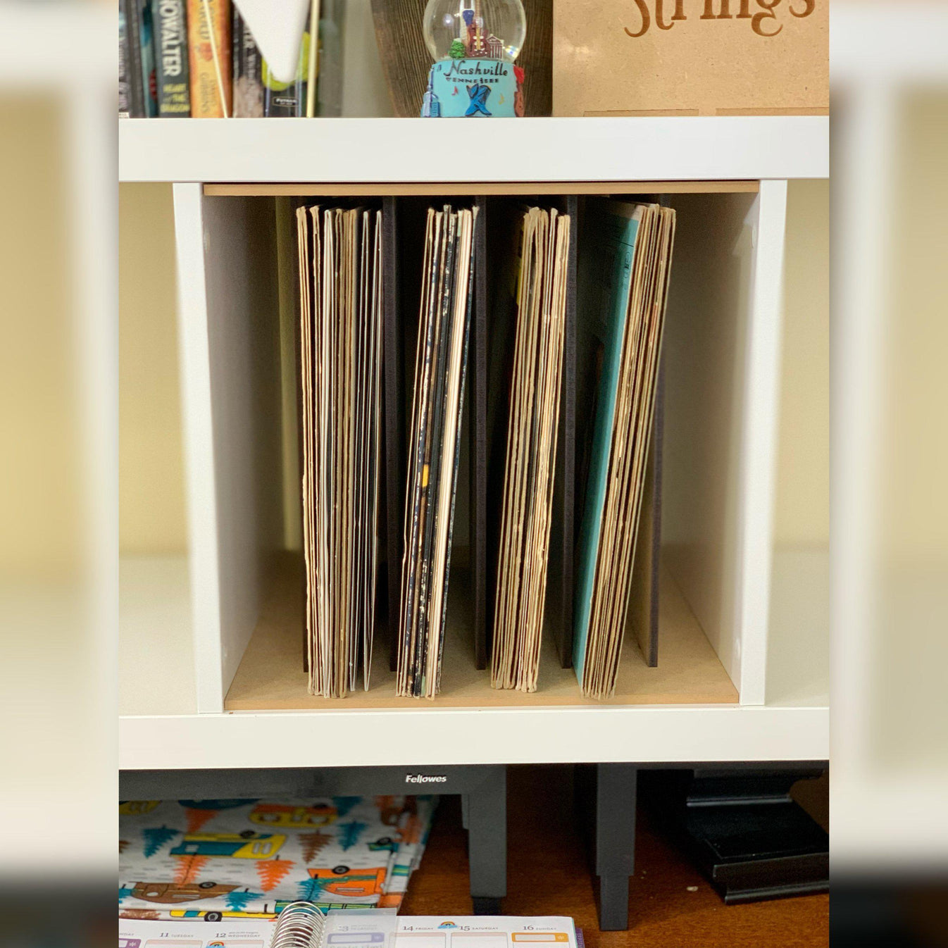 Vertical Divider Insert for Cube Shelving – The Steady Hand